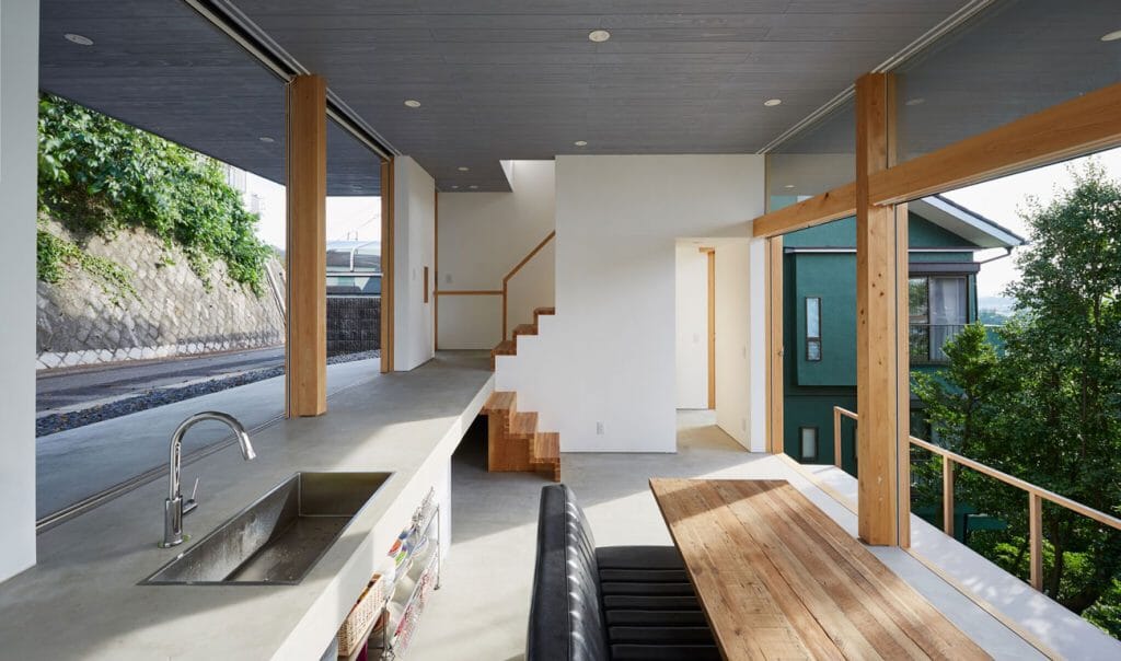 Three-Tiered Platforms: An innovative mountain-side home | OPUMO Magazine