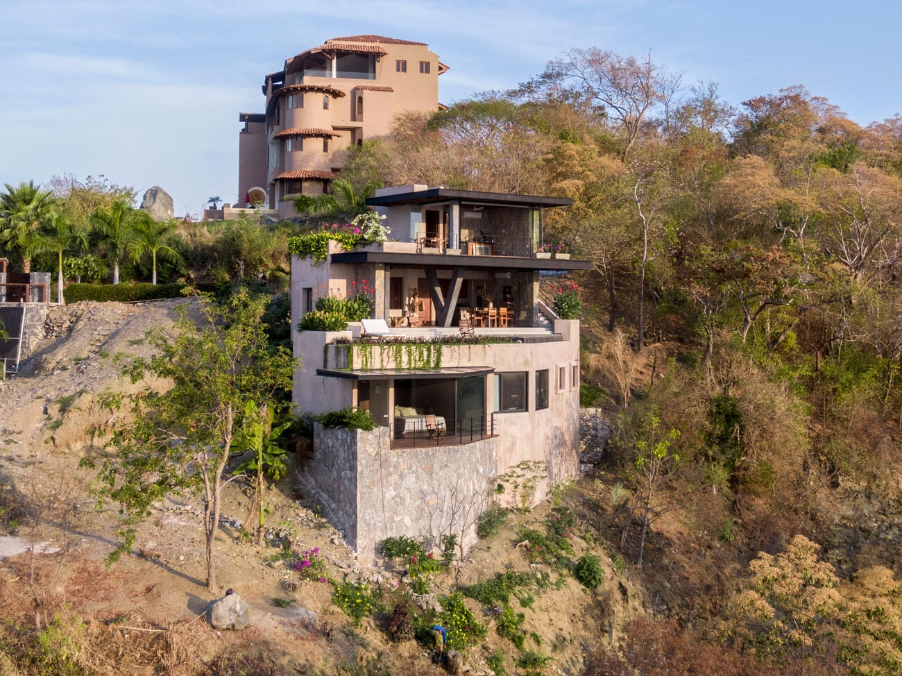 Mishel House: A Mexican home that defies gravity with unrivalled sea ...