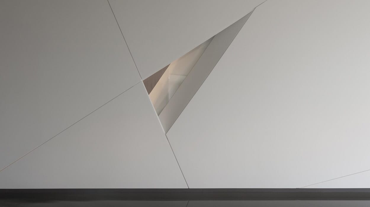 Diamond Tree: Manipulation of light | OPUMO Magazine