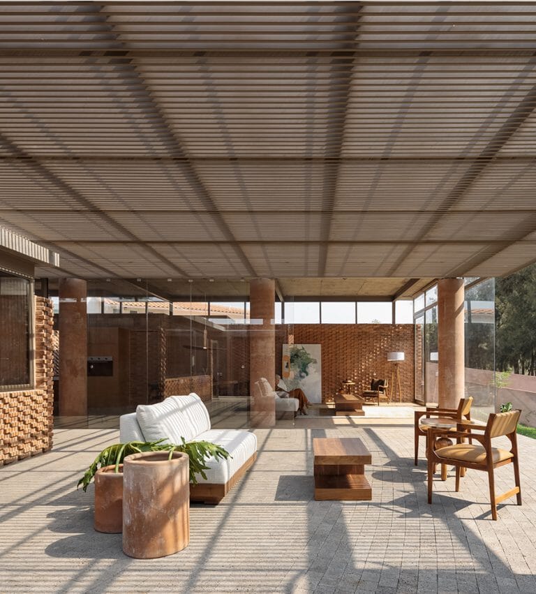 Courtyard architecture: 5 courtyards that invite the outdoors into the ...