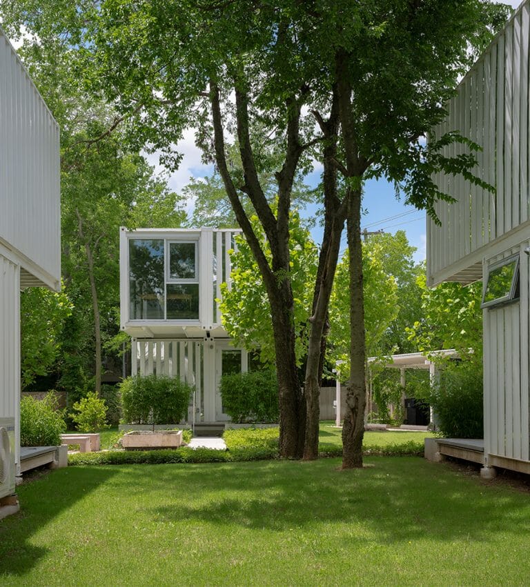 5 sustainable and stylish shipping container homes | OPUMO Magazine