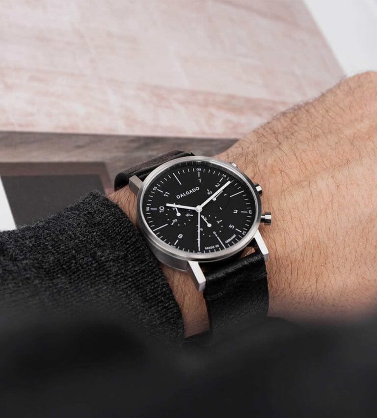 The best minimalist watches for men in 2022 | OPUMO Magazine