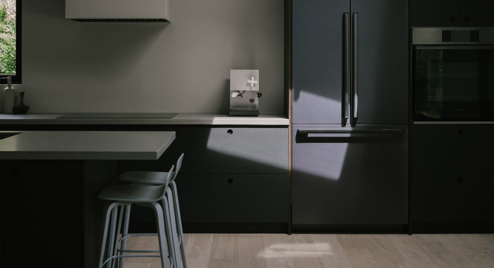 Concrete coffee: AnZa's brutalist espresso machines | OPUMO Magazine