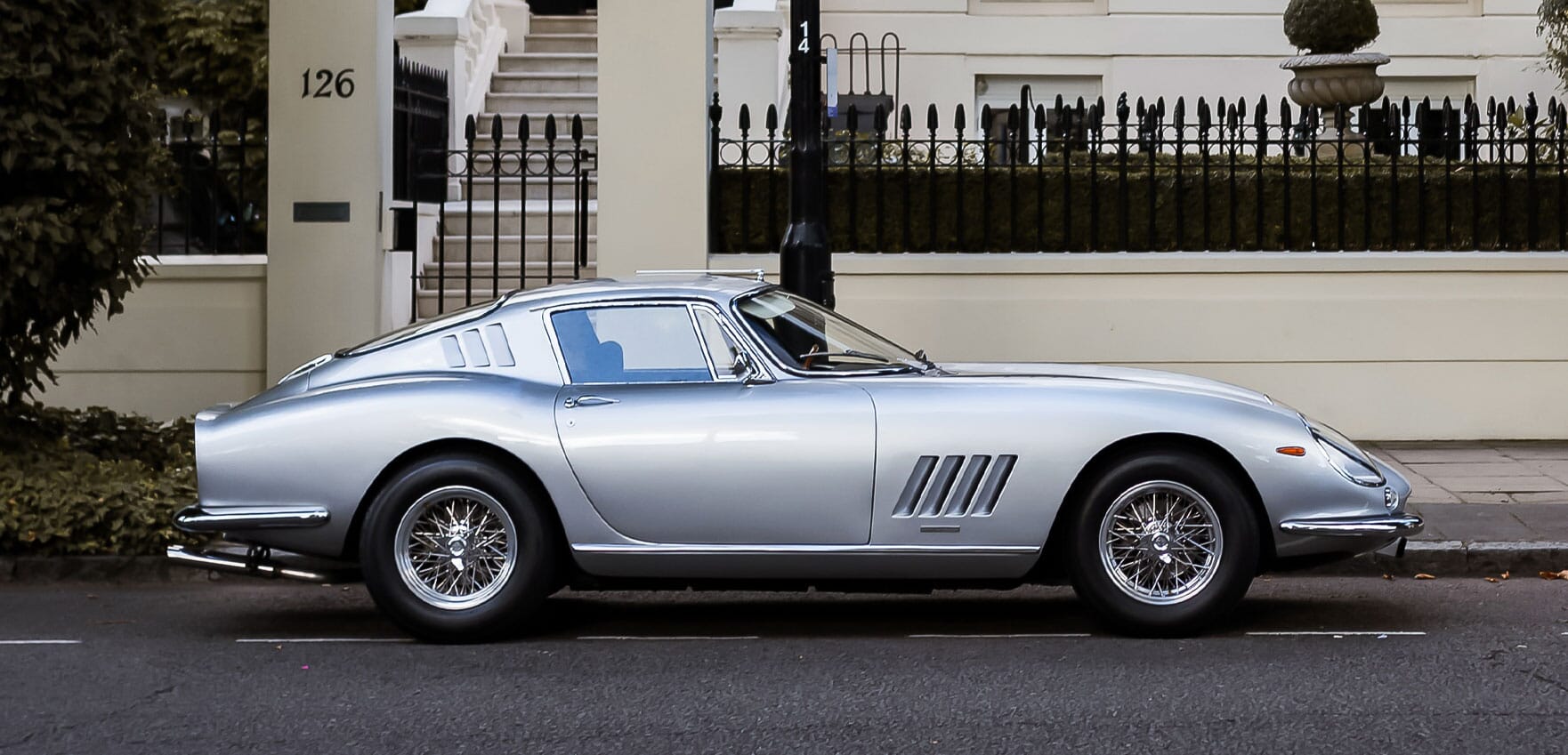 10 most beautiful cars in the world | OPUMO Magazine