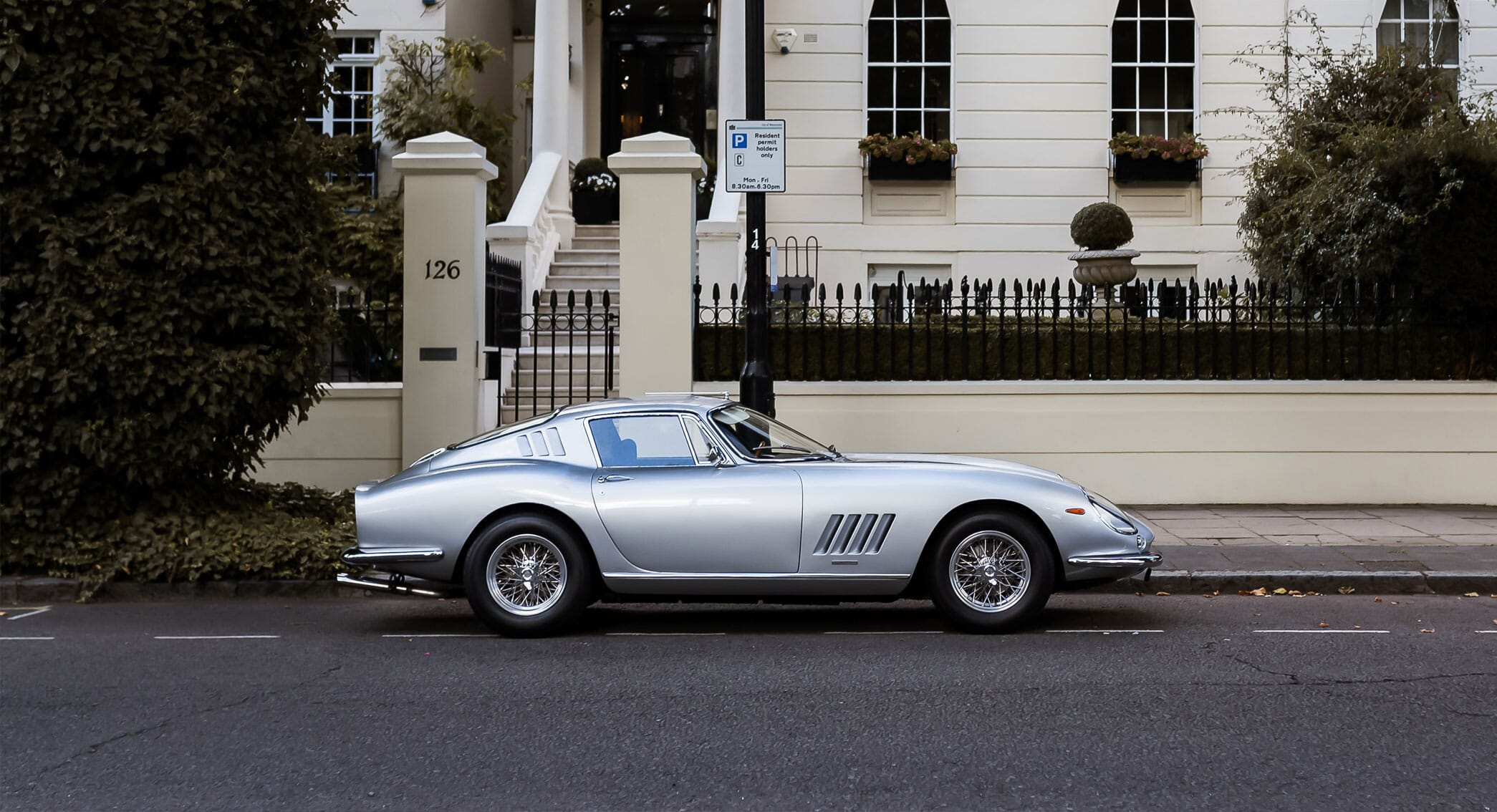 10 most beautiful cars in the world | OPUMO Magazine