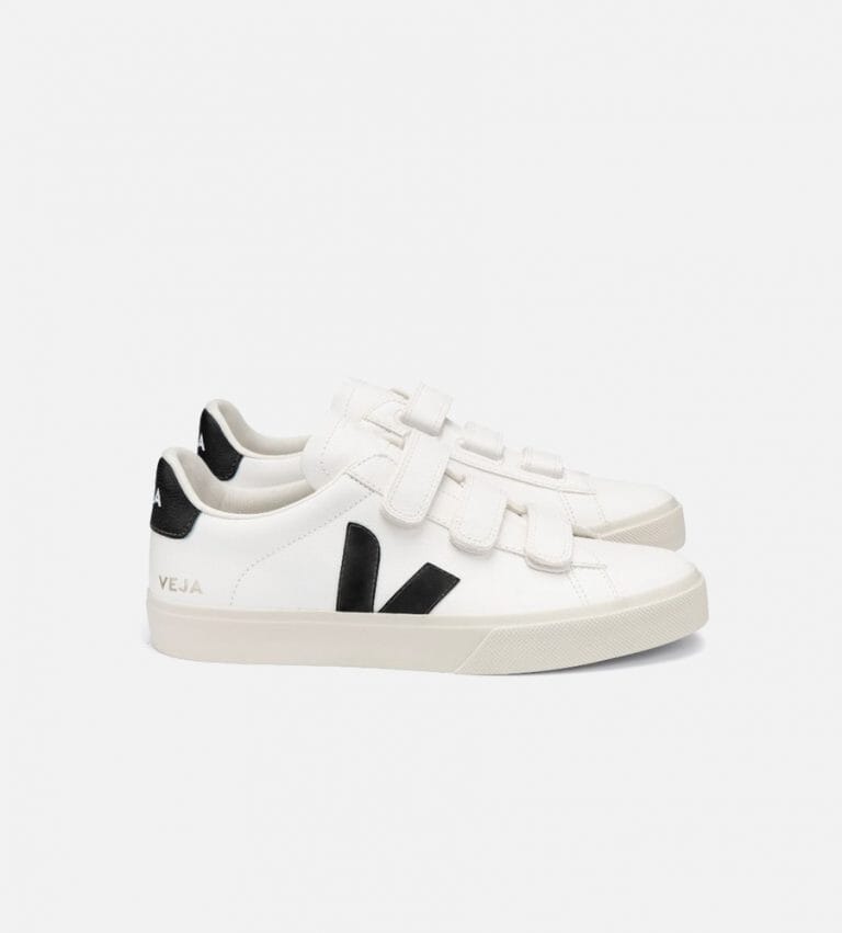 Veja sizing guide 2024: How your Veja sneakers should fit | OPUMO Magazine
