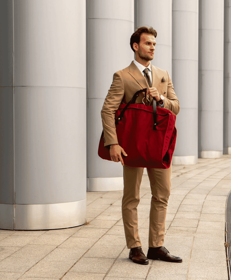 The best garment bags for men to carry your suit in style | OPUMO Magazine