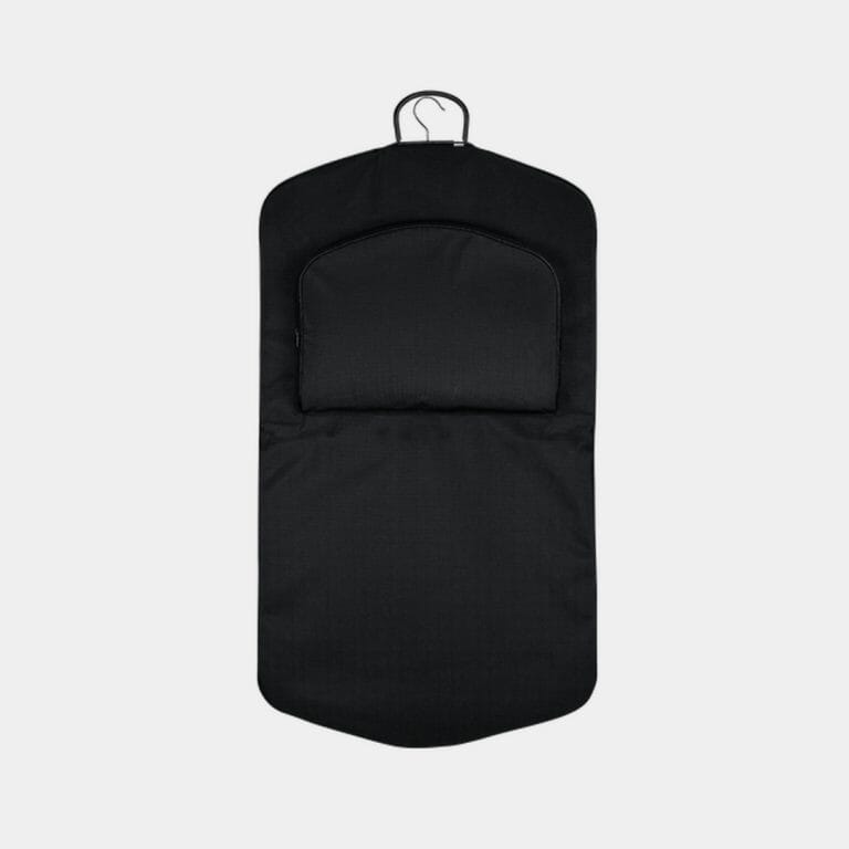 The best garment bags for men to carry your suit in style | OPUMO Magazine