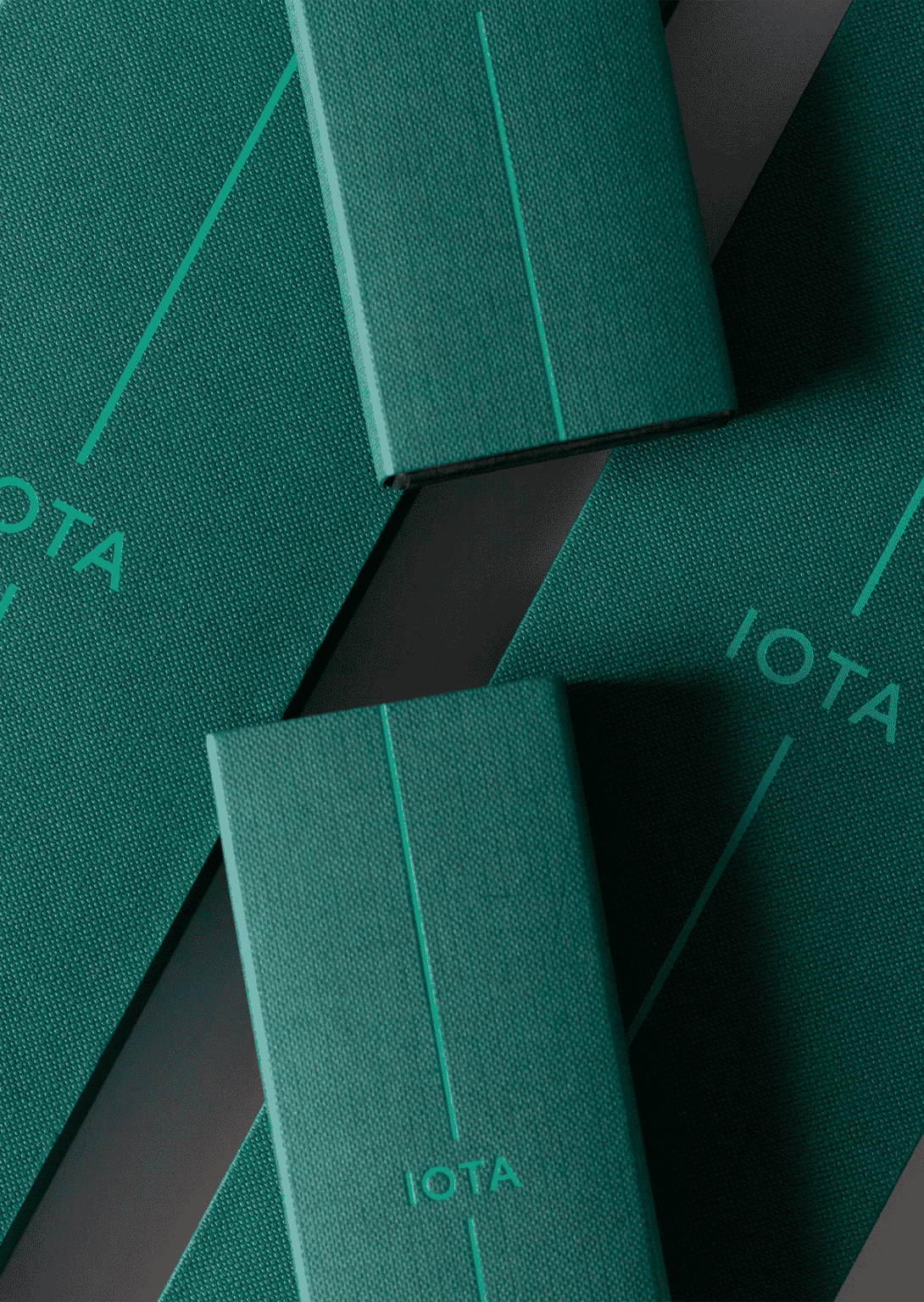 IOTA review: British design meets Swiss craftsmanship | OPUMO Magazine