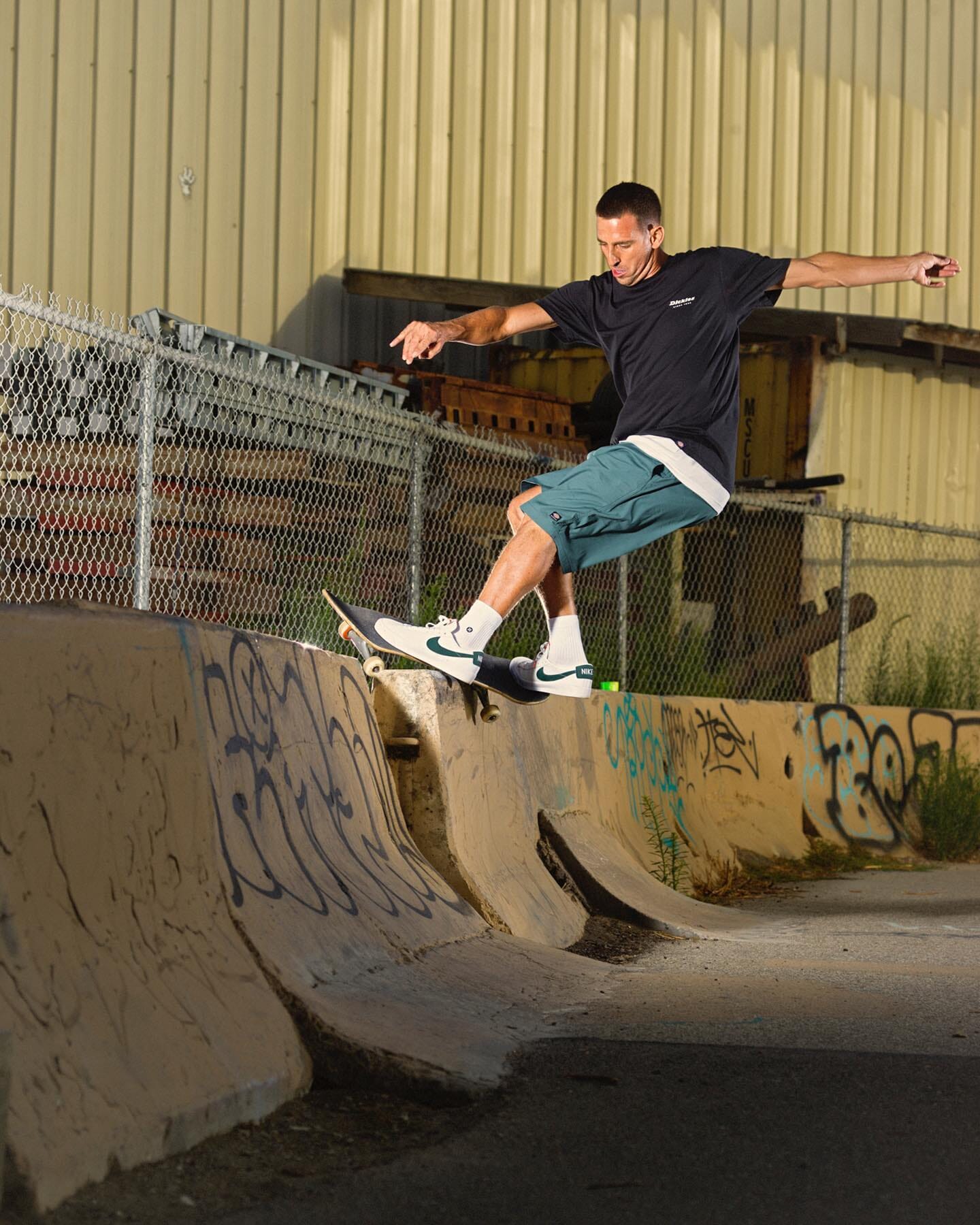 Dickies sizing guide: Find your fit | OPUMO Magazine