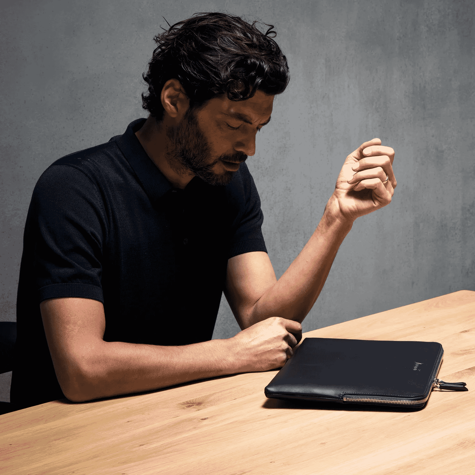 8 of the best laptop bags for men to buy in 2025 | OPUMO Magazine