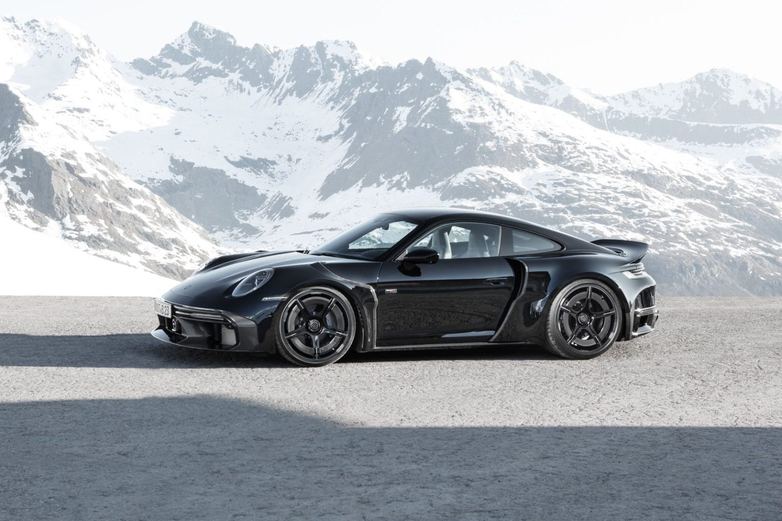 Superpower Porsche: Brabus 900 Rocket R | OPUMO Magazine