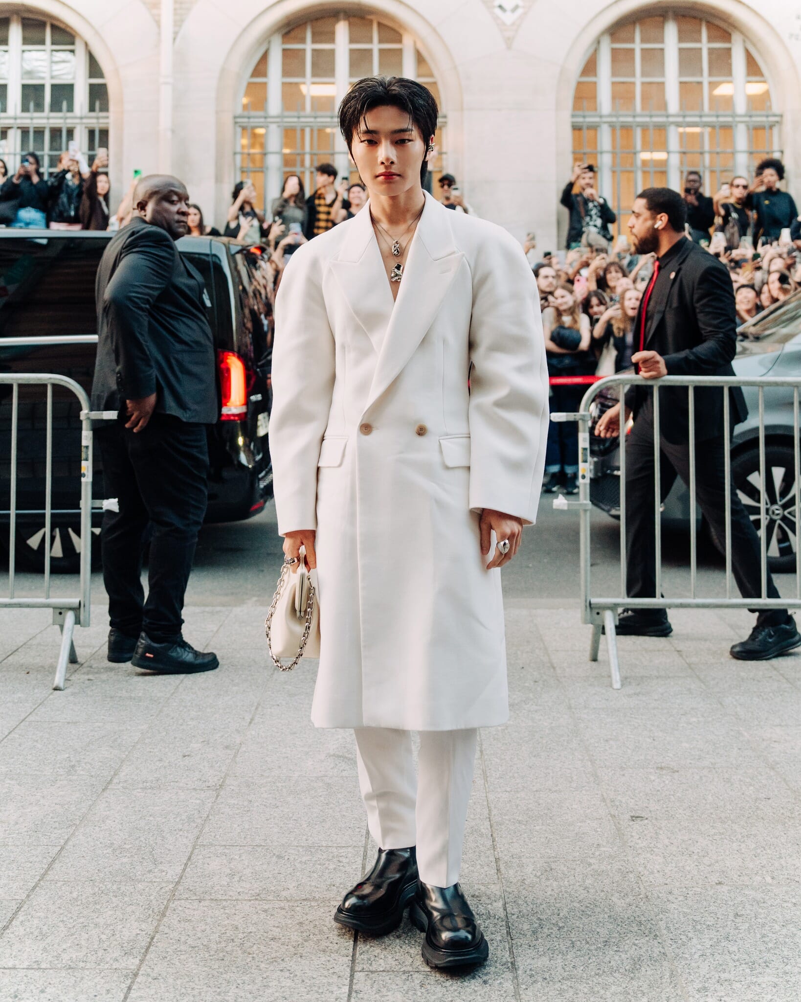 Alexander McQueen sizing guide: Find your fit | OPUMO Magazine