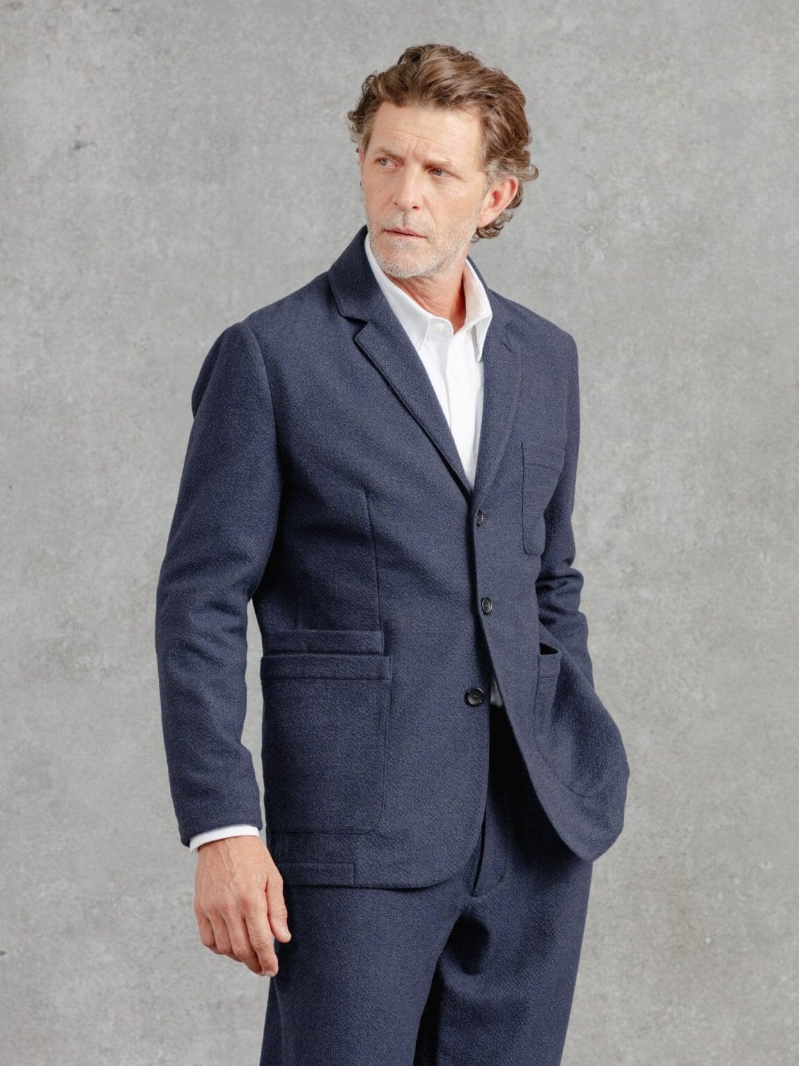 Must-have casual suits for men in 2025 | OPUMO Magazine
