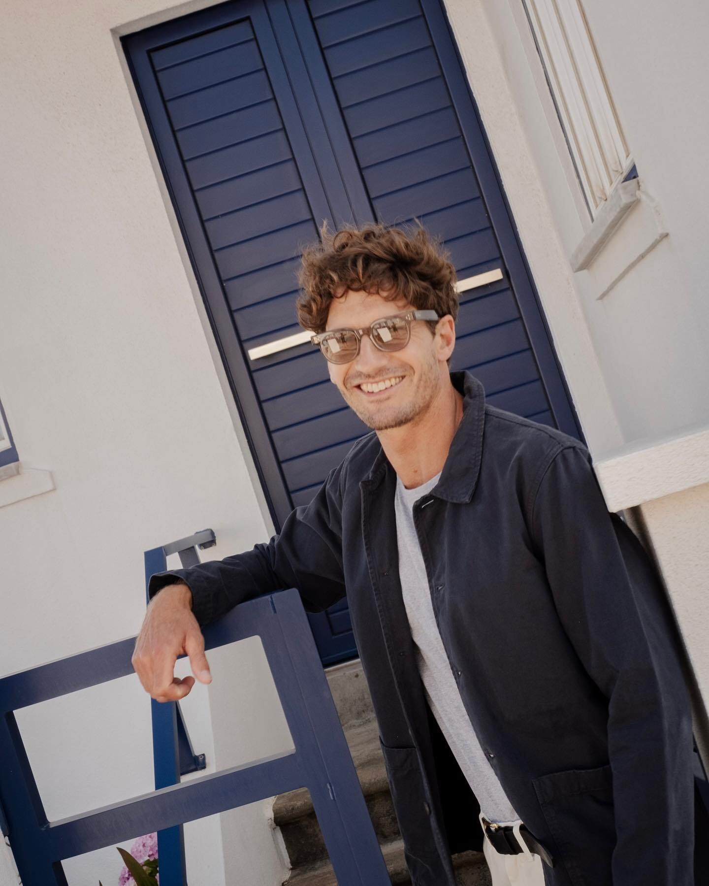 Jet-set style: Airport outfit ideas for men | OPUMO Magazine