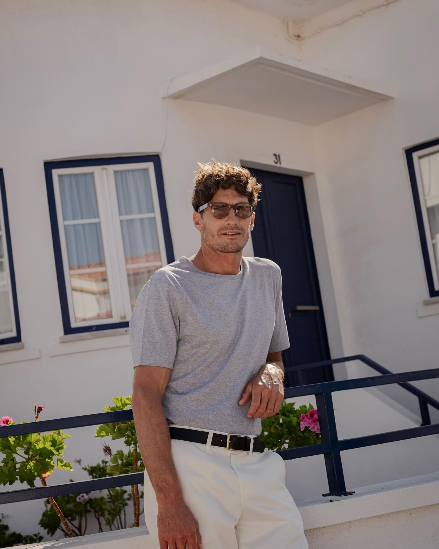 Jet-set style: Airport outfit ideas for men | OPUMO Magazine