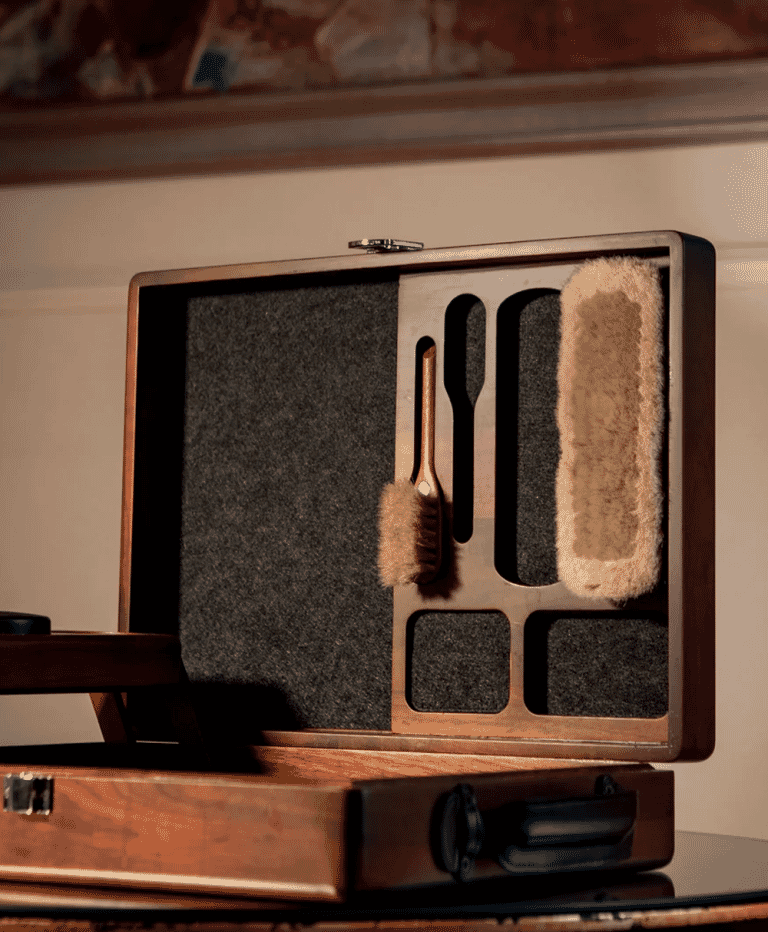 Revive, refresh, repeat: Best shoe cleaning kits in 2026 | OPUMO Magazine