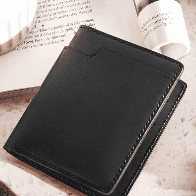 15 of the best luxury wallet brands for men in 2025 | OPUMO Magazine ...