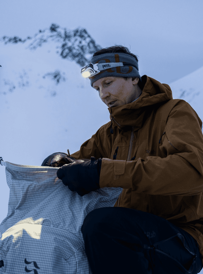 The Best Winter Jackets for Extreme Cold | OPUMO Magazine | OPUMO Magazine